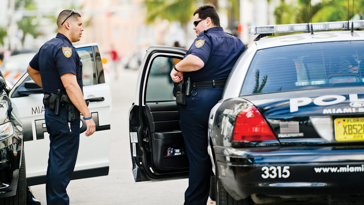 American Police Beat Magazine for Law Enforcement Professionals